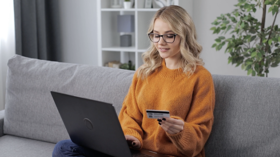 What are the 5 stages of the purchase process? | Rokt